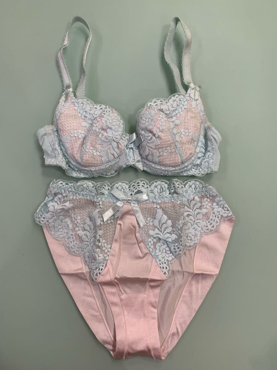 Yahoo!オークション - ピーチジョン ブラ&ショーツセット 85B M 水色/...