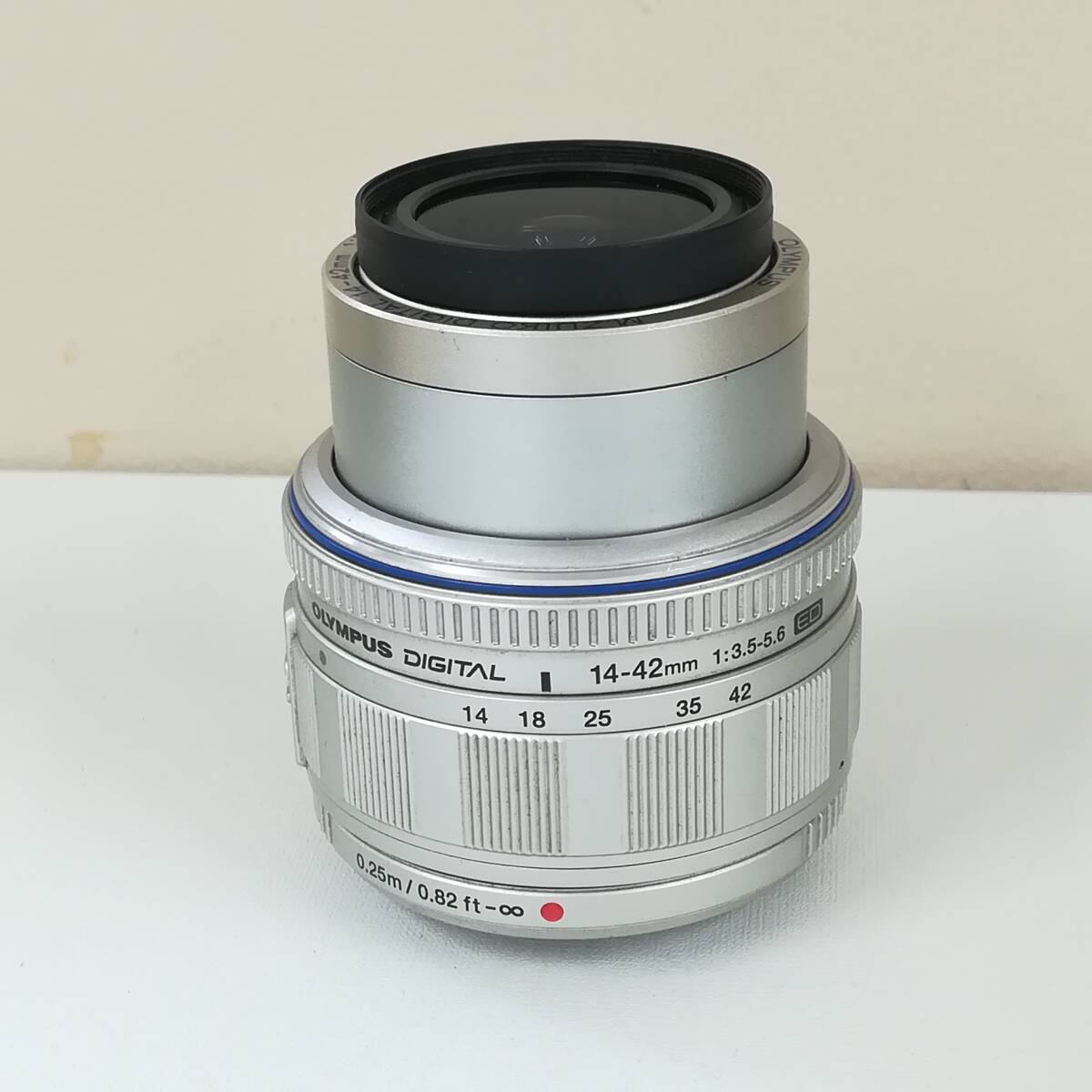 Yahoo!オークション - オリンパス PEN E-P1 デジタルカメラ オリンパス...