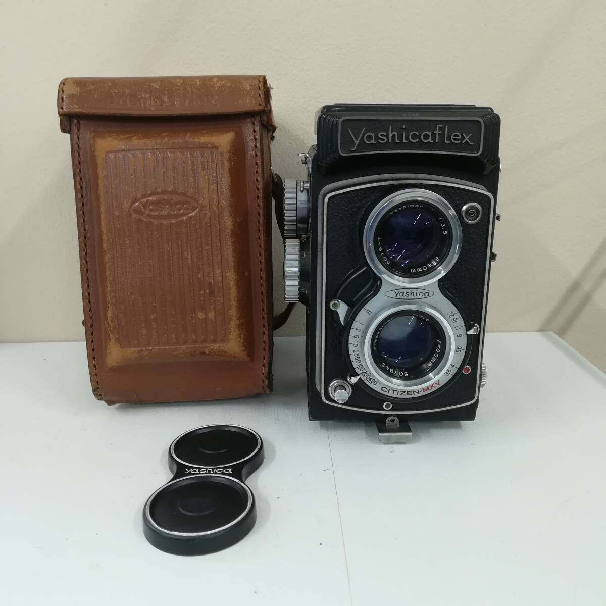 レザーケース付 Yashicaflex ヤシカフレックス F=80mm f/3.5 レザーケース付 Yashicaflex ヤシカフレックス F=80mm f/3.5