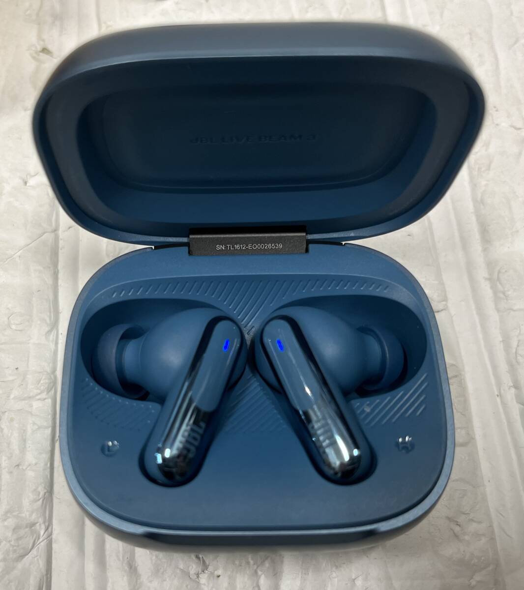 Yahoo!オークション - JBL LIVE BEAM3 フル ワイヤレス イヤホン ブル...