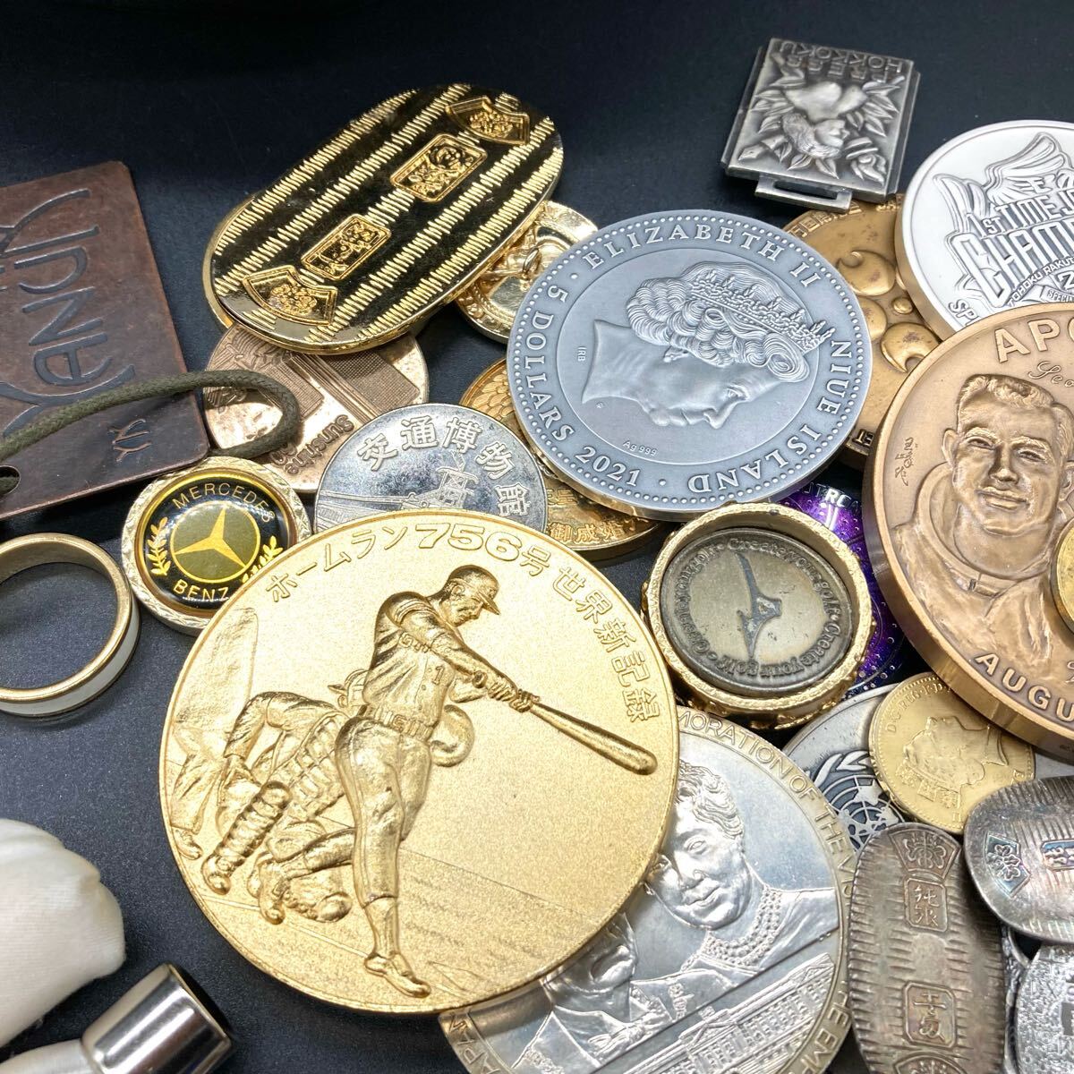 Yahoo!オークション - ANNA SUI/AVON入り [アクセサリーおまとめ]a ...