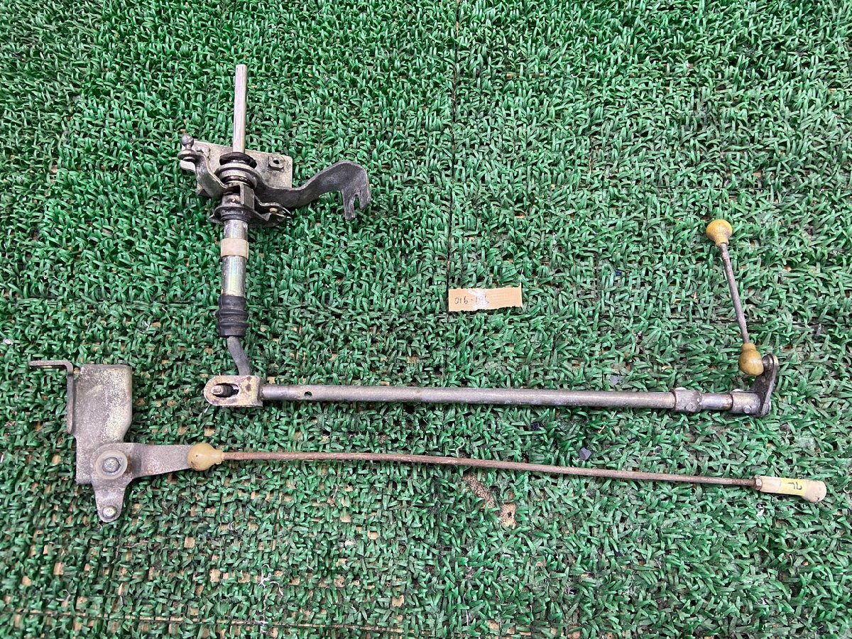 Yahoo!オークション - O16-196 A S56 HGS130 フェアレディZ 280Z Tバー...