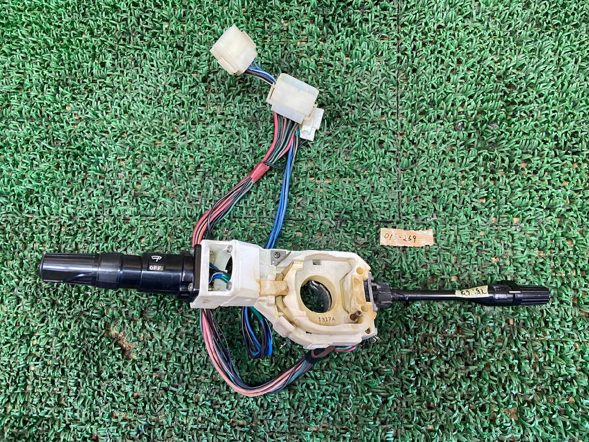 Yahoo!オークション - O16-269 B S56 HGS130 フェアレディZ 280Z Tバー...