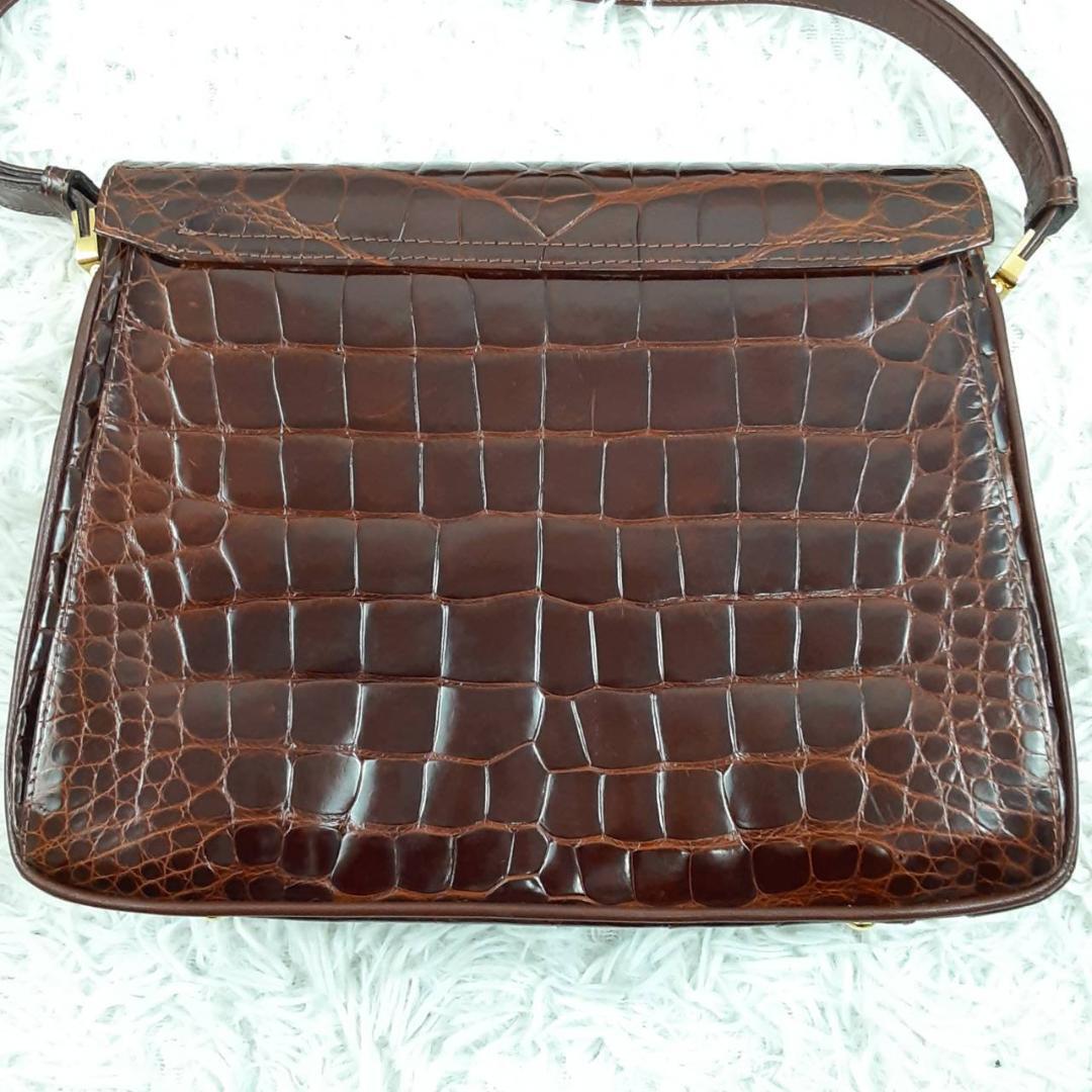 新品未使用 BALLY ショルダーバッグ ターンロック クロコダイル 新品未使用 BALLY ショルダーバッグ ターンロック クロコダイル