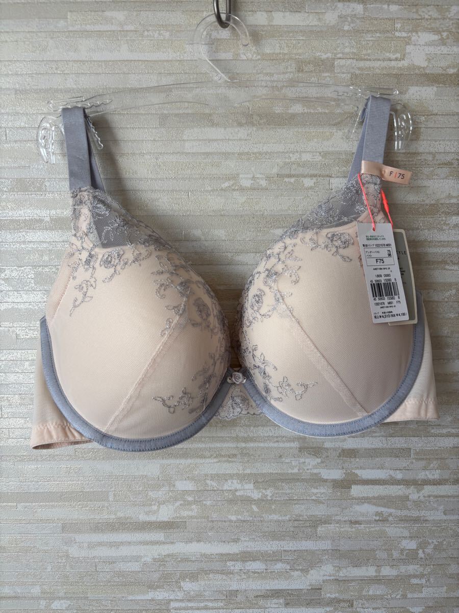 Yahoo!オークション - F75」トリンプ ホープブラ ライト ローズアート ...