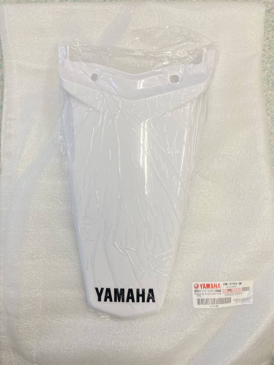 Yahoo!オークション - 【新品】ヤマハ純正 XTZ125 リアフェンダー 白 1...