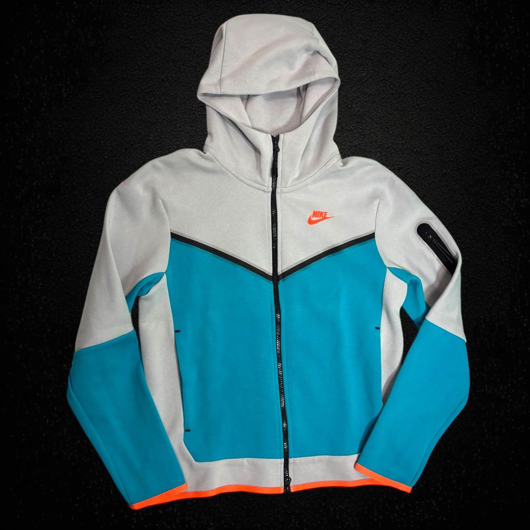 レアカラー】NIKE テックフリース フーディ グレー×ライトブルー レアカラー】NIKE テックフリース フーディ グレー×ライトブルー