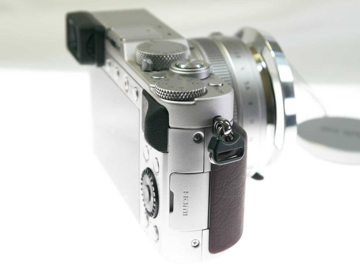 パナソニック(Panasonic)Lumix DMC-LX100 コンパクトデジタル パナソニック(Panasonic)Lumix DMC-LX100 コンパクトデジタル