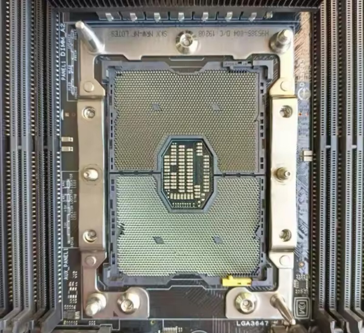 Yahoo!オークション - ASUS Pro WS C621-64L SAGE LGA3647 Intel Xeon ...