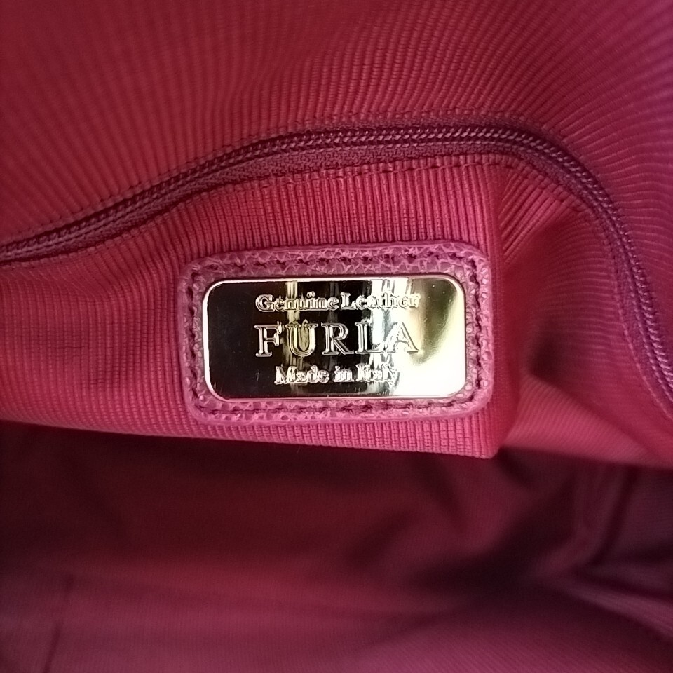 Yahoo!オークション - 【 FURLA 】 良品 フルラ ロゴ刻印 ゴールド金具...