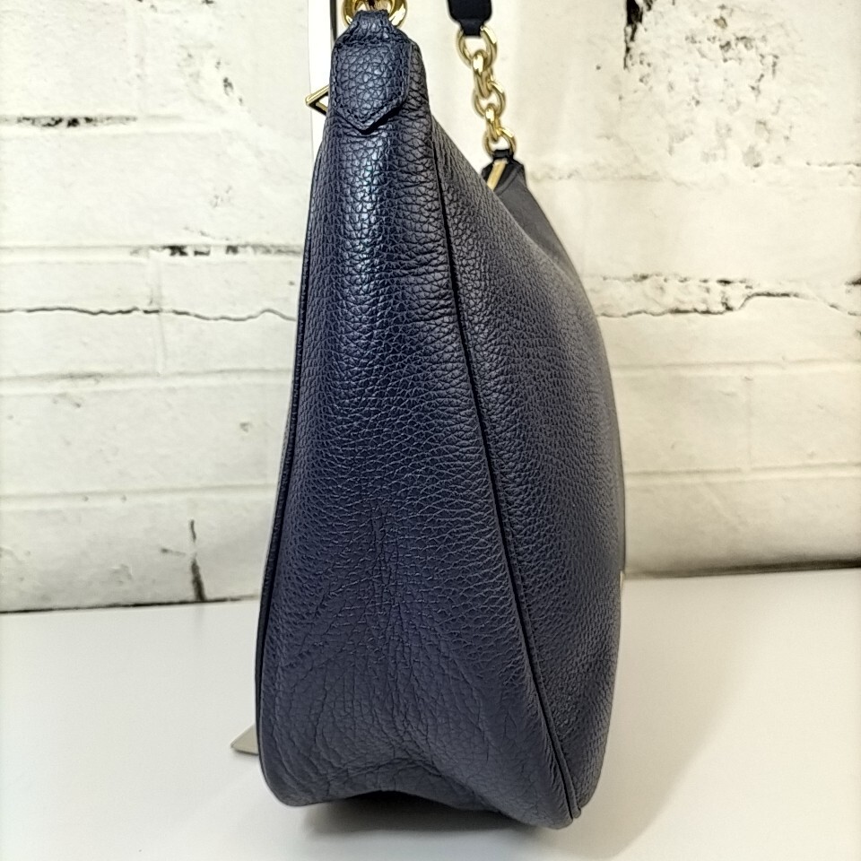 Yahoo!オークション - 【 FURLA 】 フルラ 美品 ロゴメタル ゴールド金...