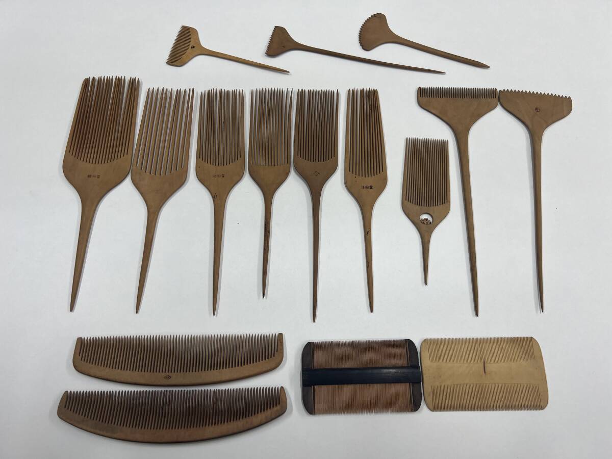 Yahoo!オークション - つげ櫛おまとめ 木櫛【8827-1】