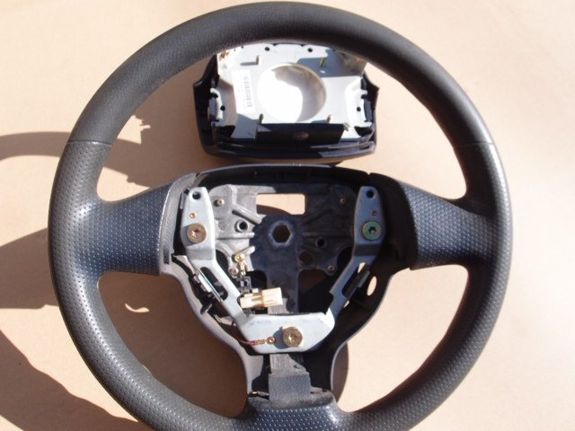 Yahoo!オークション - マツダ DEMIO デミオ DY3W H16年 純正ステアリ...