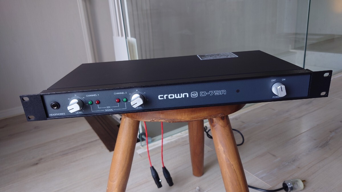 Yahoo!オークション - Crown D-75A パワーアンプ 美品 名機 非メッキマ...