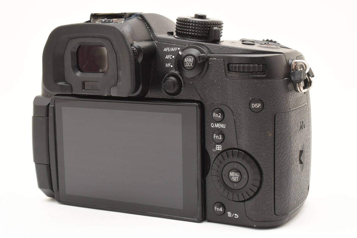 Yahoo!オークション - Panasonic LUMIX GH5 パナソニック ミラーレス一...