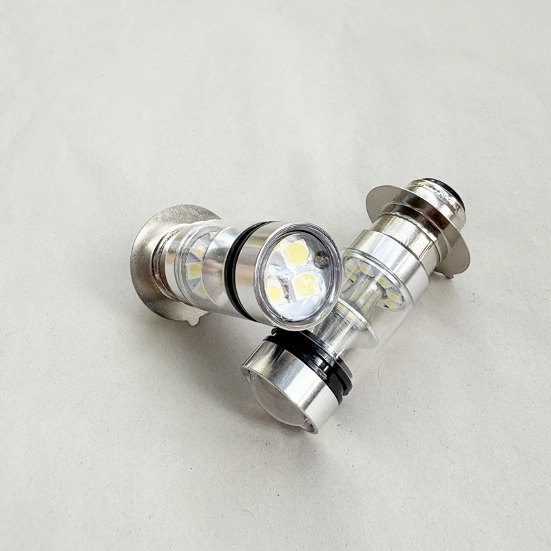 Yahoo!オークション - 即 最安値 2個 ヘッドライト PH7/T19/P15D LED ...