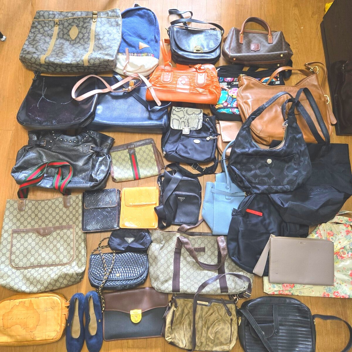 Yahoo!オークション - 31個セットまとめ LOUIS VUITTON GUCCI PRADA C...