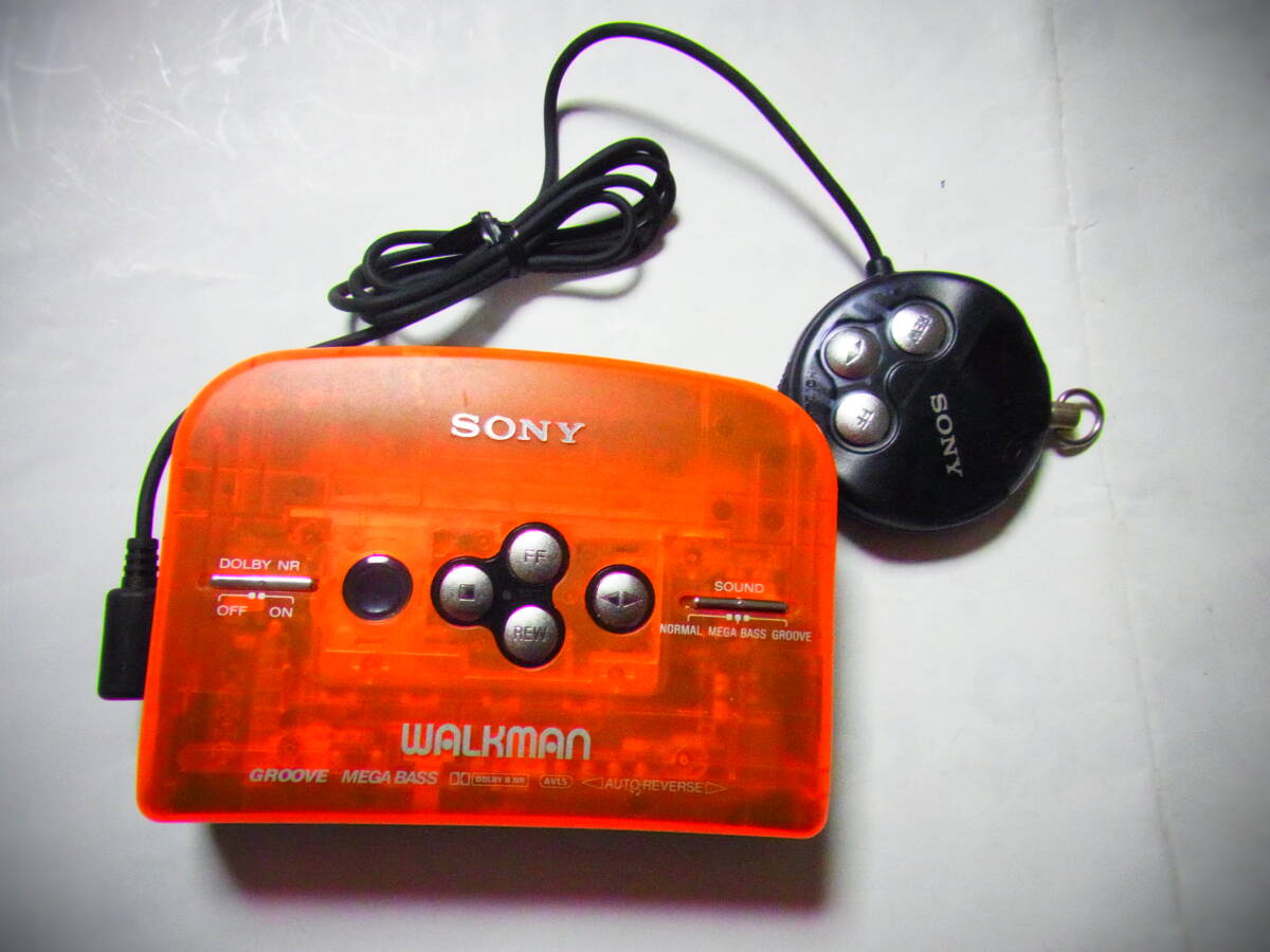 SONY WM-EK1 WALKMAN カセットウォークマン クリアオレンジ 極上綺麗 通電OK(再生専用)｜売買されたオークション情報、yahooの商品情報をアーカイブ公開 - オークファン ...
