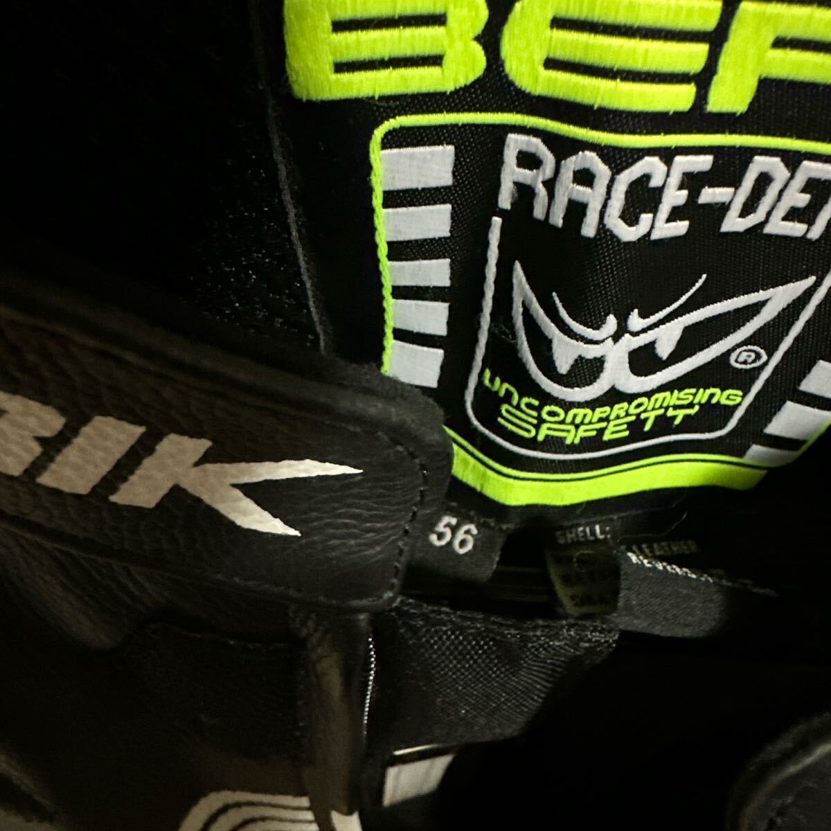 Yahoo!オークション - BERIK 革ツナギ レーシングスーツ MFJ 56