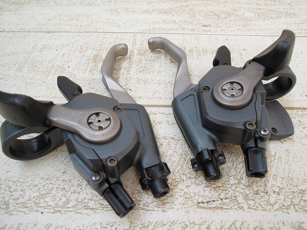 Yahoo!オークション - M シマノXTR（M950） ブレーキシフトレバー/3×...