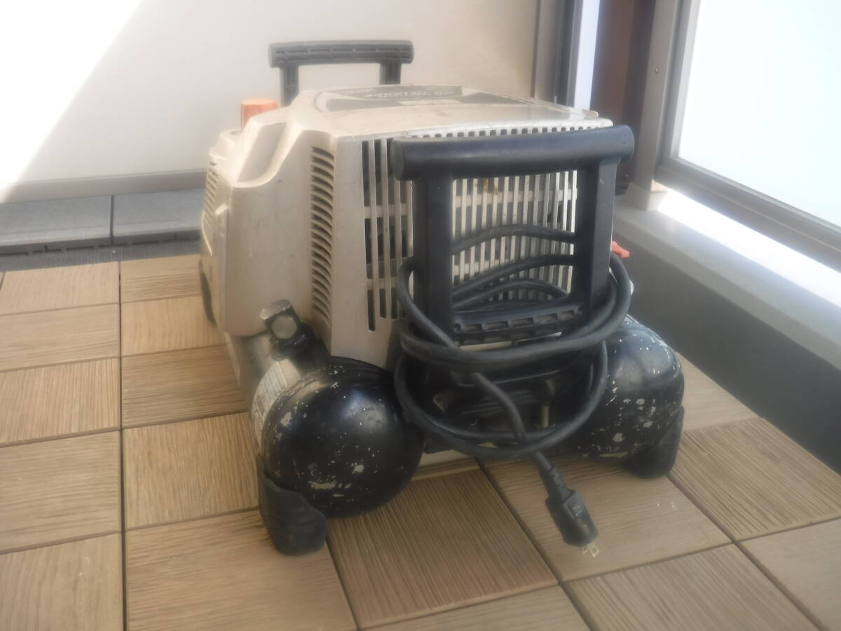 Yahoo!オークション - マックス MAX エアーコンプレッサー AK-HL1230E ...