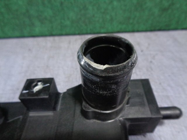 Yahoo!オークション - 2kurudepa H22年 コルト DBA-Z21A ラジエータ ラ...