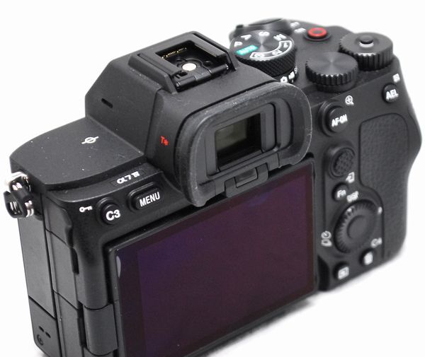 新品級の超美品・付属品完備】SONY ソニー α7 IV ILCE-7M4 新品級の超美品・付属品完備】SONY ソニー α7 IV ILCE-7M4