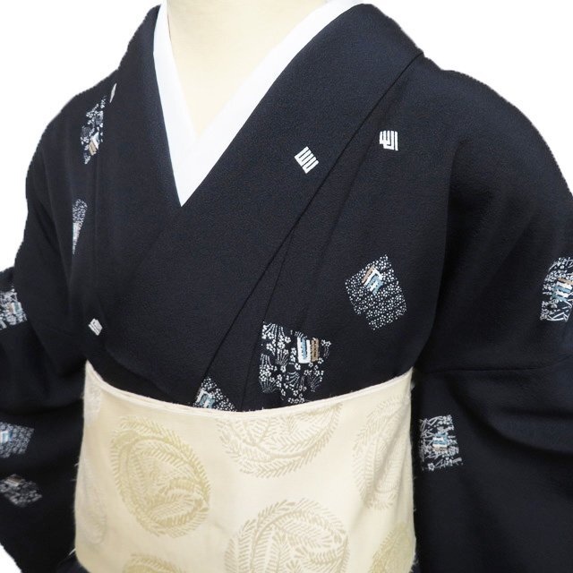 Yahoo!オークション - 小紋 着物 中古 正絹 袷 カジュアル 花模様 源氏...