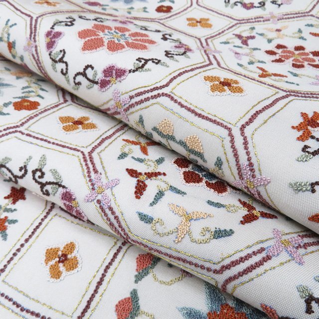 ☆きもの北條☆ 相良刺繍 中国刺繍 蜀江文 花の図 三通 仕立て ☆きもの北條☆ 相良刺繍 中国刺繍 蜀江文 花の図 三通 仕立て