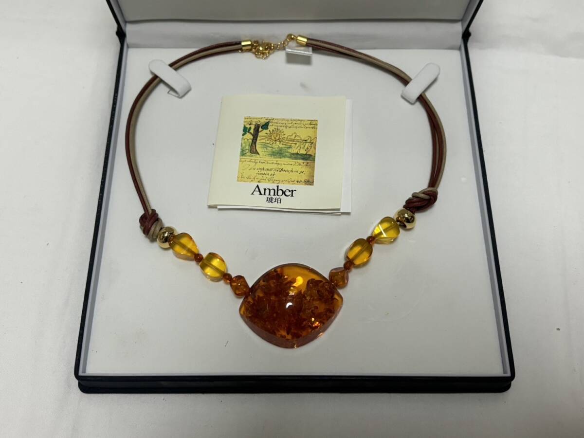 ☆未使用 天然琥珀高級品 Amberアンバー ネックレス ☆未使用 天然琥珀高級品 Amberアンバー ネックレス