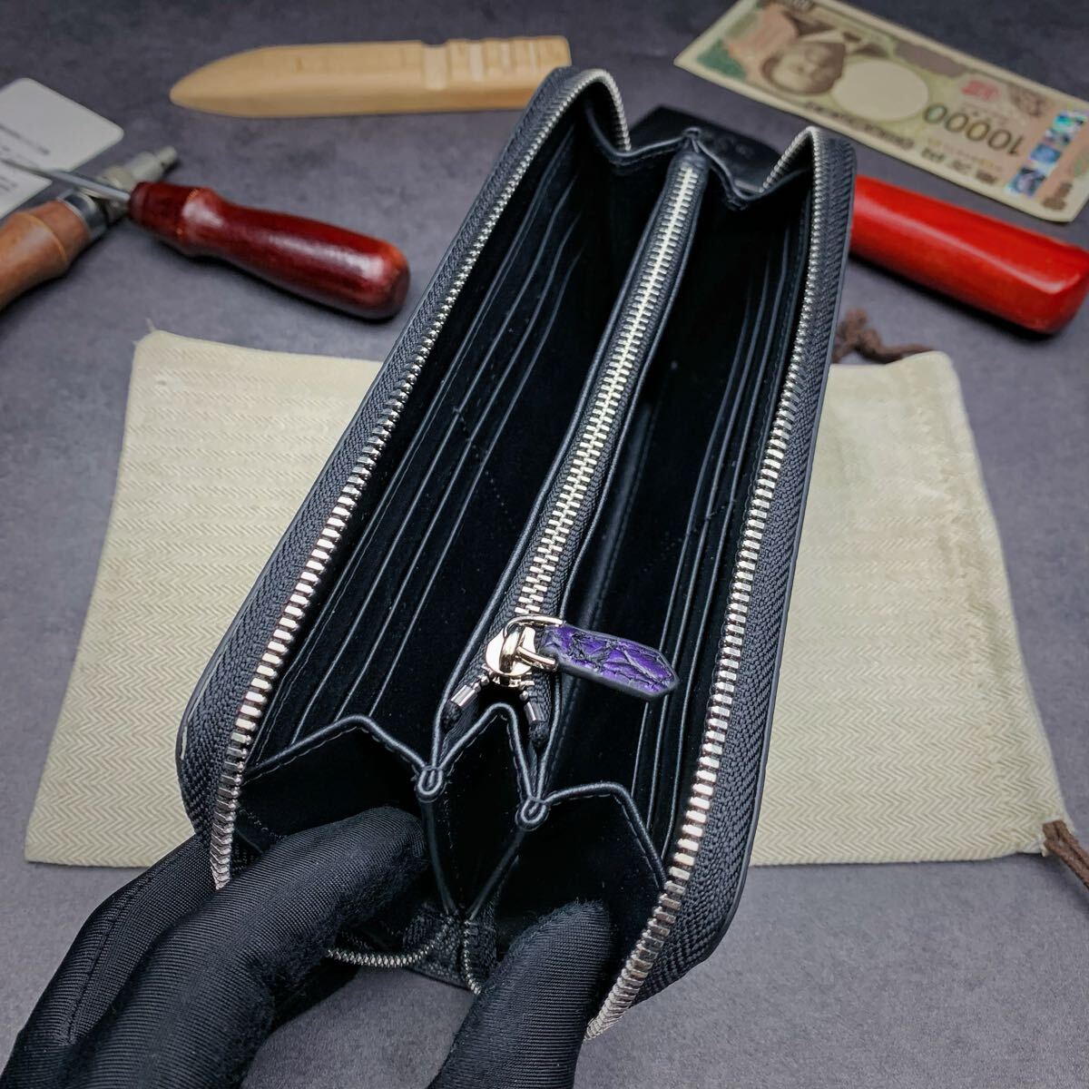 Yahoo!オークション - 手染め革 目地染め クロコダイル ワニ革 本革 長...