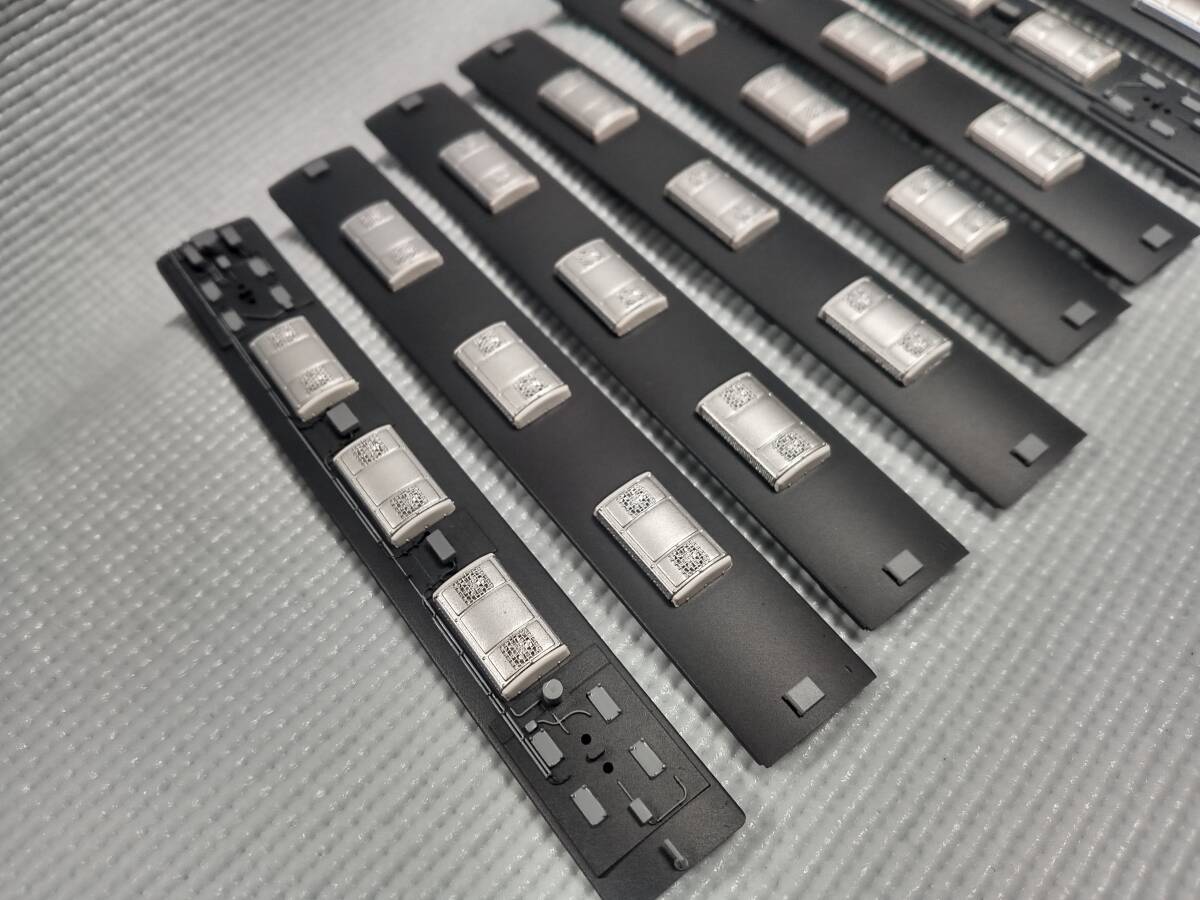 Yahoo!オークション - GM阪急8000/8300系塗装済屋根8両 ステンレスクー...