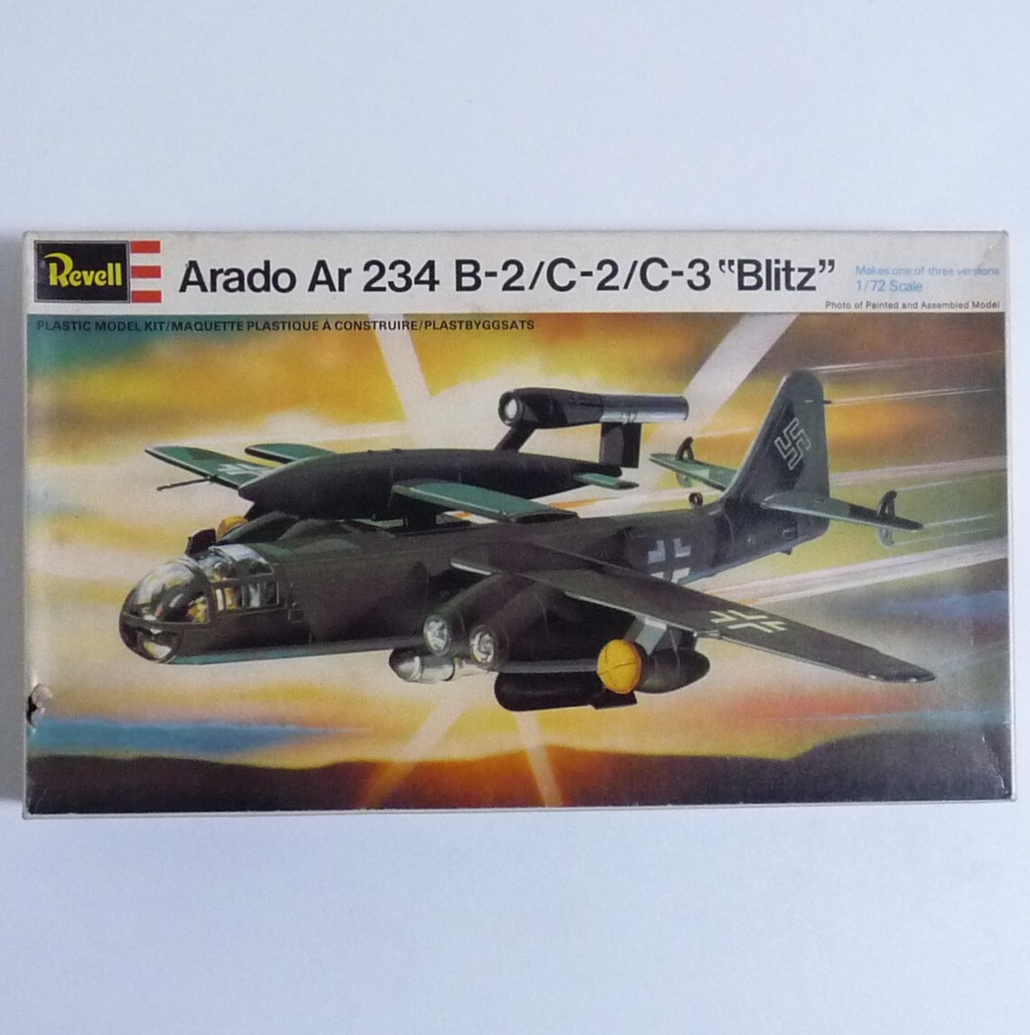 Yahoo!オークション - 1/72 レベル Revellドイツ爆撃機 Arado Ar234 B-...