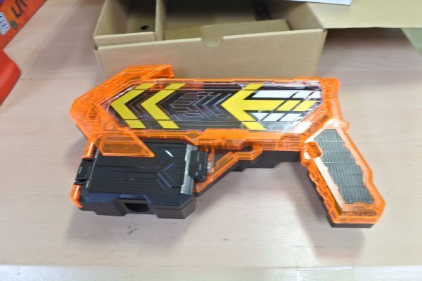 Yahoo!オークション - MF 0395/1870/C11 [バンダイ] 仮面ライダーガッ...