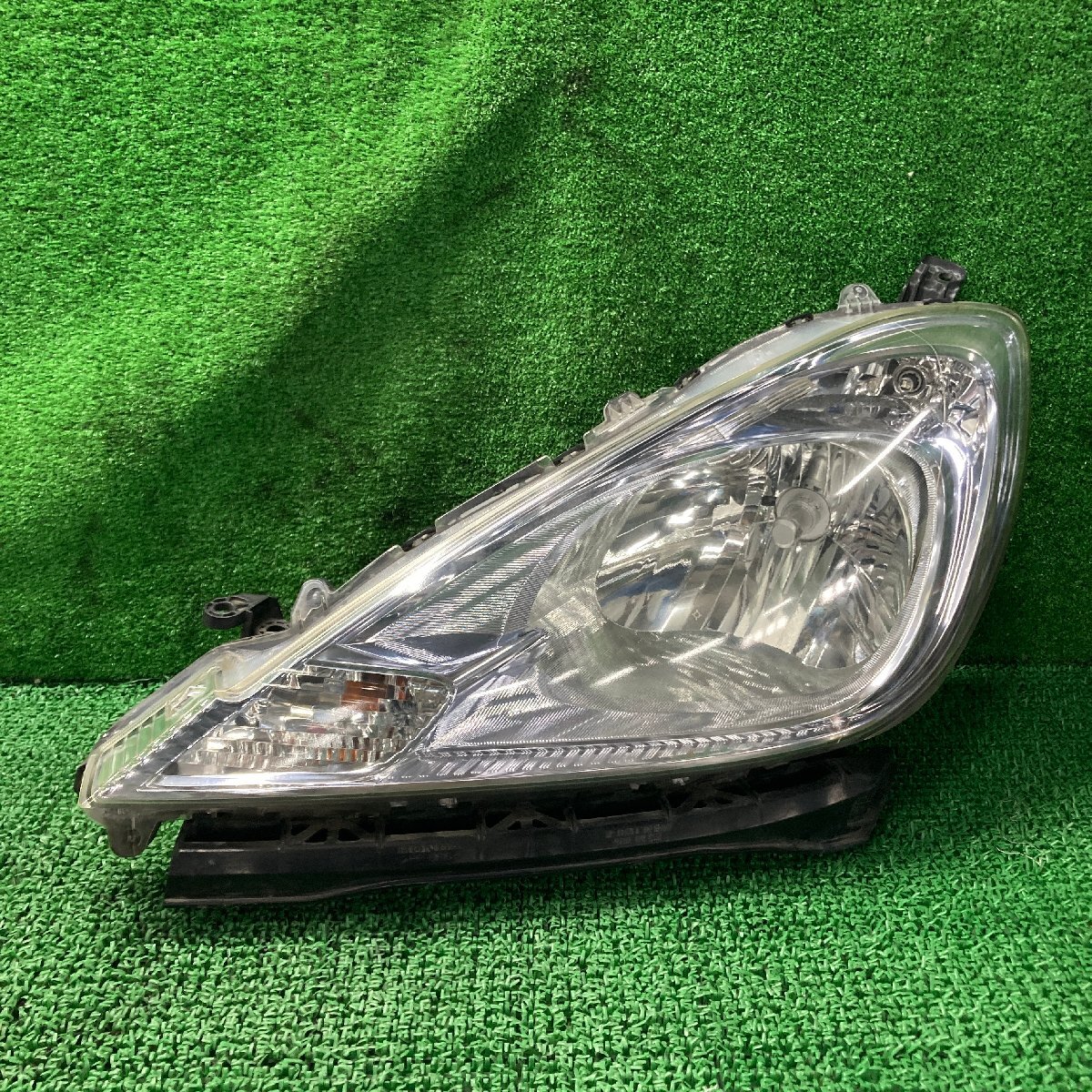 Yahoo!オークション - フィット GP1 右 ヘッドライト ヘッドランプ ST...