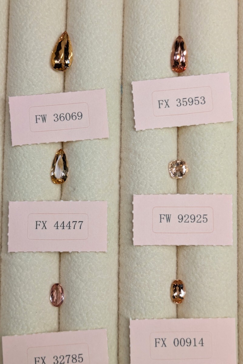 Yahoo!オークション - 煌めきが美しい 全て中宝研ソ付 4ct超の巨大ルー...