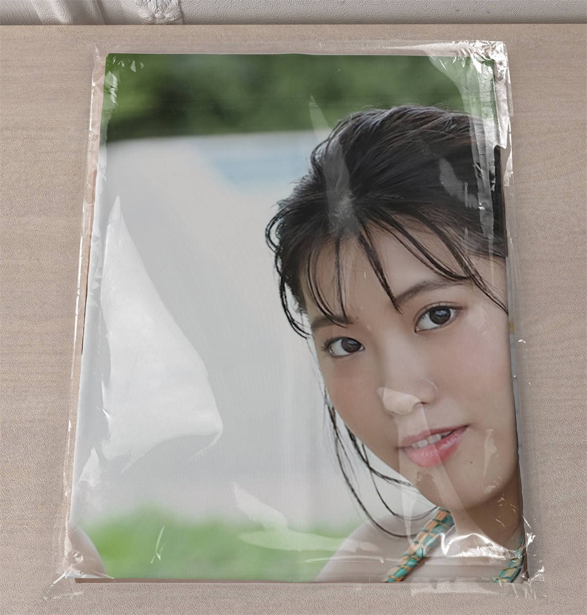 Yahoo!オークション - 1円スタート/古田愛理/90cm×45cm/2wayトリコッ...