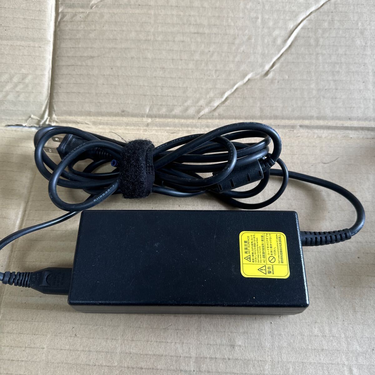 Yahoo!オークション - (R-191)NEC ACアダプタ Lavie用 PA-1121-08 ADP8...