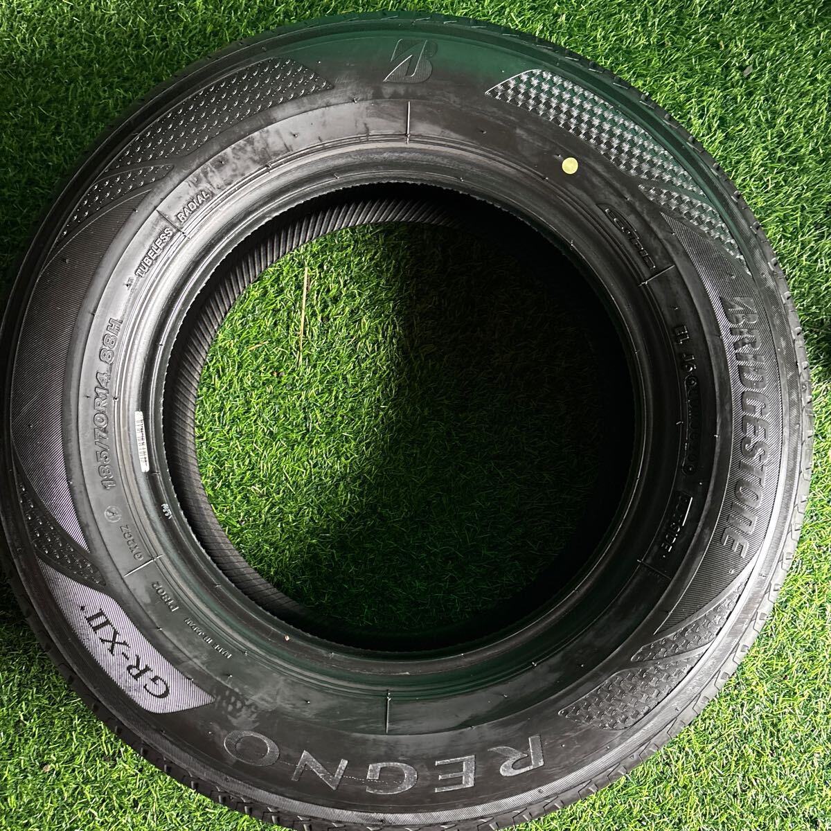 Yahoo!オークション - 185/70R14／BRIDGESTONE REGNO GR-X II／2020年...