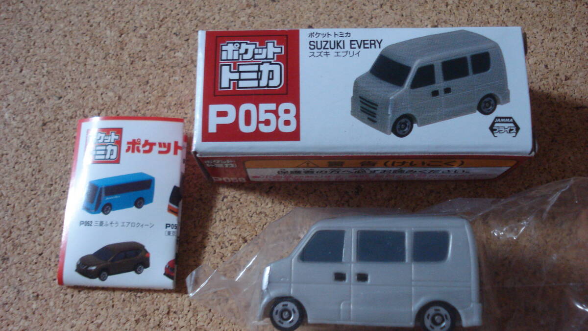 Yahoo!オークション - ポケットトミカ P058 スズキ エブリイ（シル...