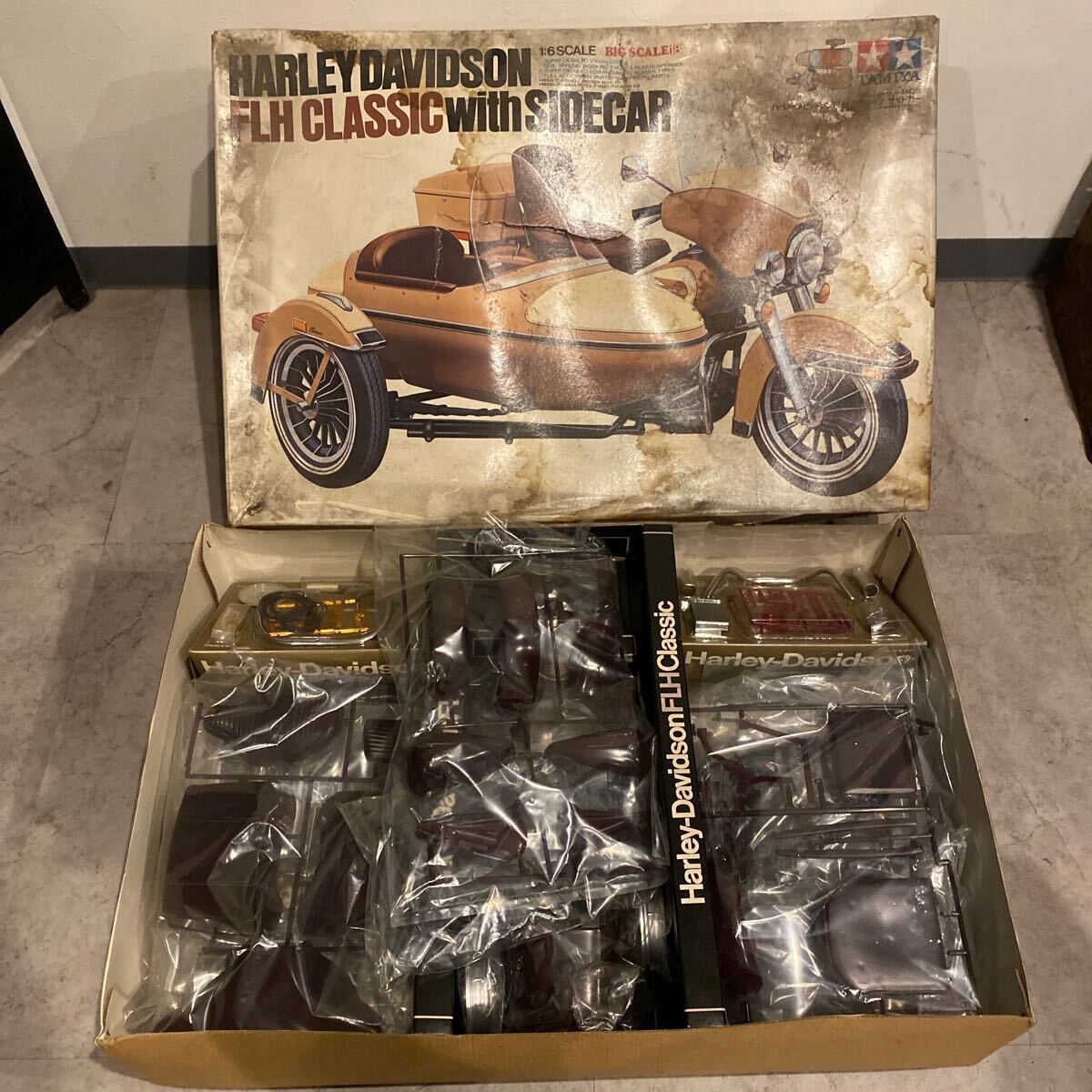 Yahoo!オークション - TAMIYA タミヤ1／六 ハーレーダビットソン FLH ...