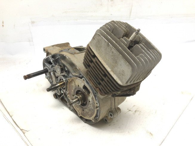 Yahoo!オークション - A616【E】 エンジン カワサキ125 B1 カワサキ