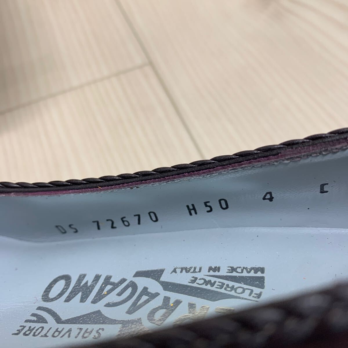 Yahoo!オークション - K74 FN-250328-233 Salvatore ferragamo サルヴ...