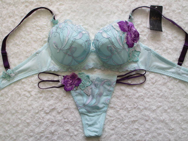 Yahoo!オークション - サルート[ブラジル]E70＆ソングM TUワコール6...