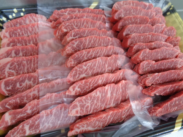 Yahoo!オークション - 流氷牛A5牝 超特ウワみすじ（焼肉） 1 6kg ...