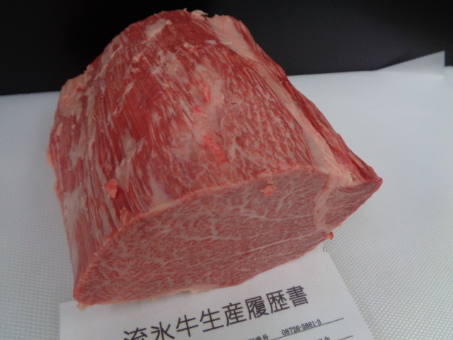 Yahoo!オークション - 流氷牛A5牝 超特シャトーブリアン 1 3kg