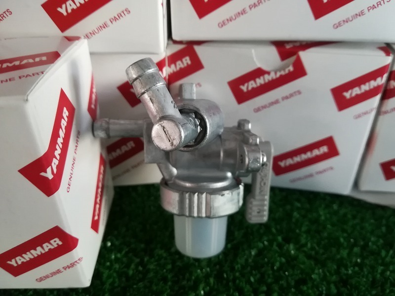 Yahoo!オークション - 新品 ヤンマー 燃料コック 上部後方から MT310