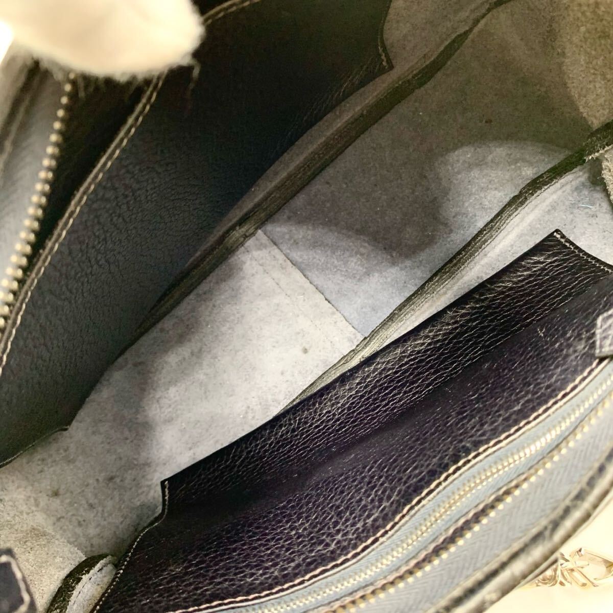 鑑定済】エルメス HERMES トリム31 トリヨンレザー ワン 鑑定済】エルメス HERMES トリム31 トリヨンレザー ワン