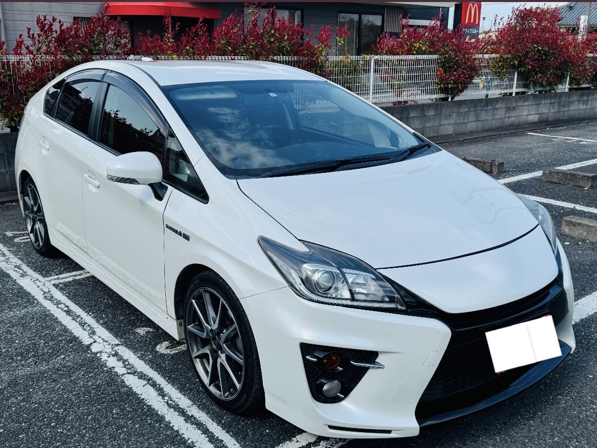 Yahoo!オークション - 【車検R9/4月迄】平成27年式 トヨタ プリウス S...