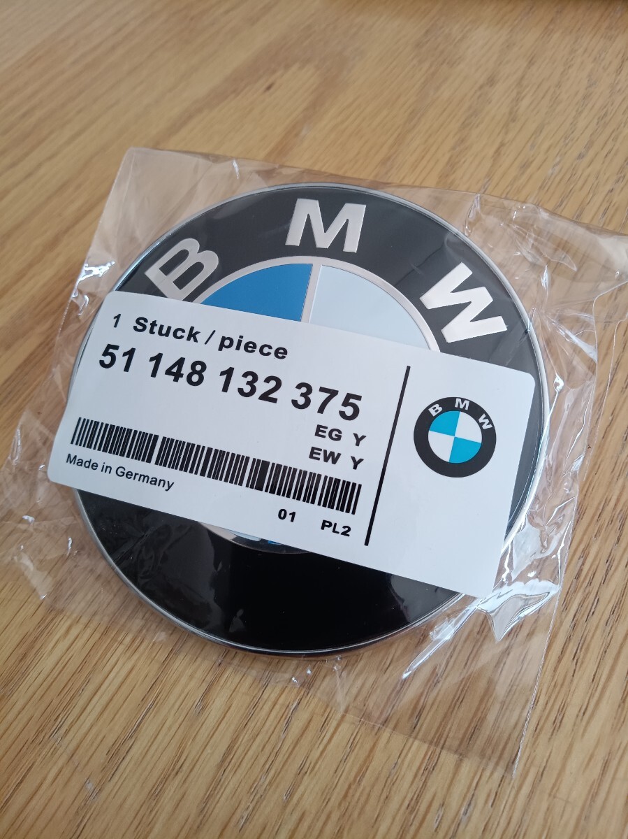 Yahoo!オークション - 【簡単 貼付け補修可能】 BMW 82mm エンブレム E...